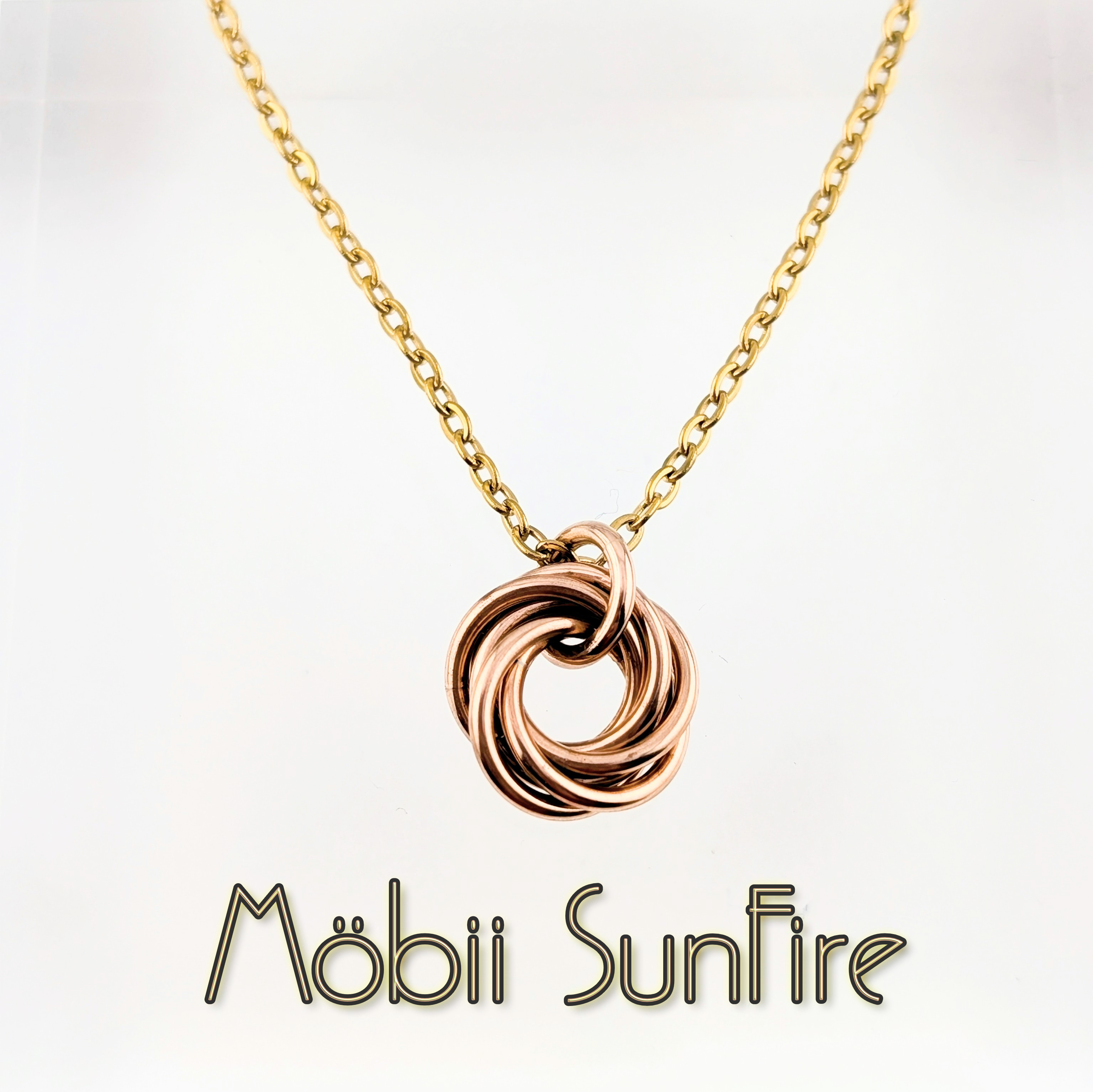 Steel Lynx: Möbii® Handcrafted Stylish and Discreet Fidget Jewelry
